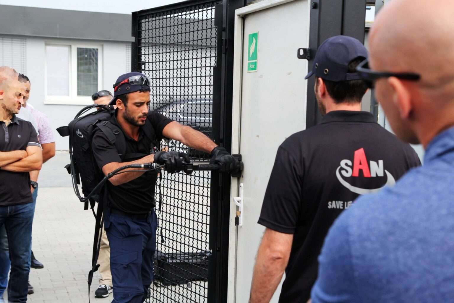 Basic Breaching Course - Tactical Breaching by SAN